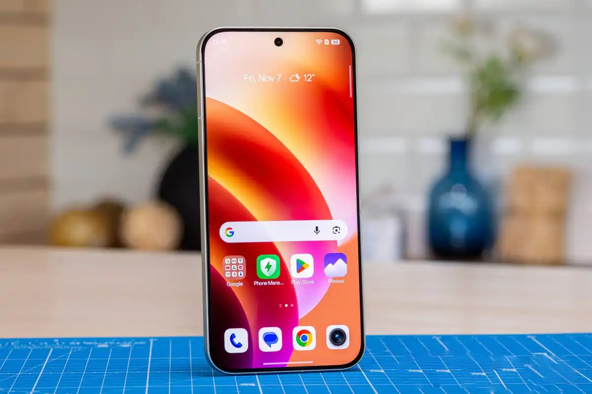 TechsBucket - Realme GT 8 Pro Display